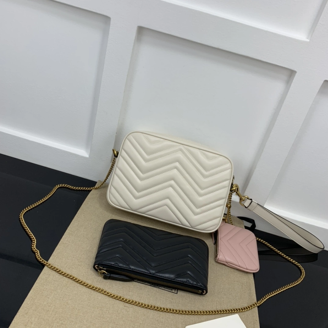 Accurate model Gucci Satchel Bags
