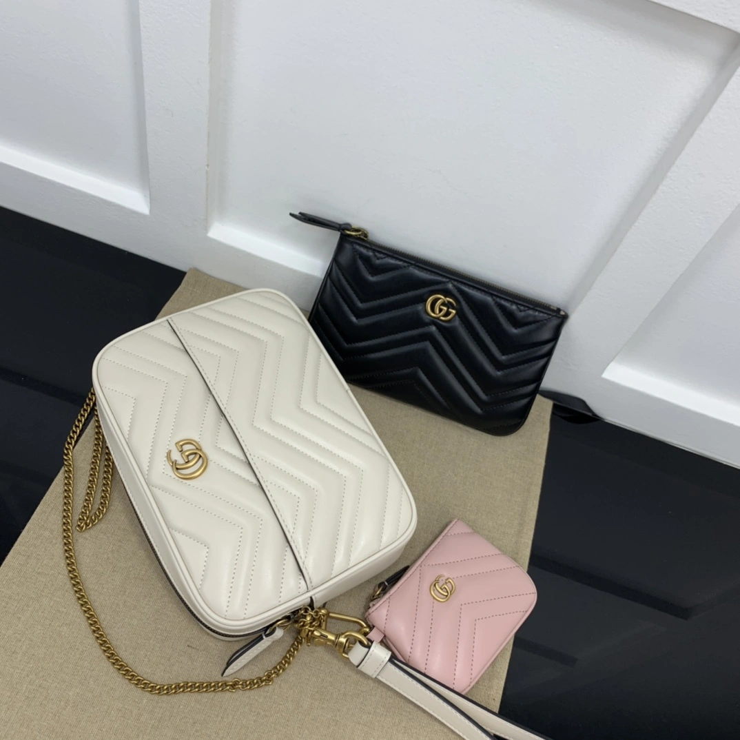 Accurate model Gucci Satchel Bags