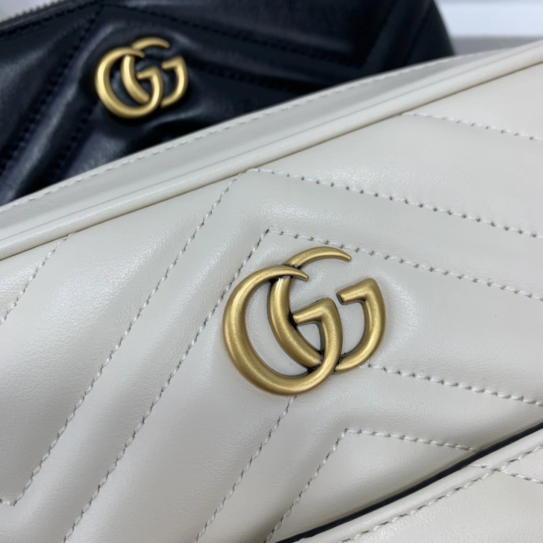 Accurate model Gucci Satchel Bags