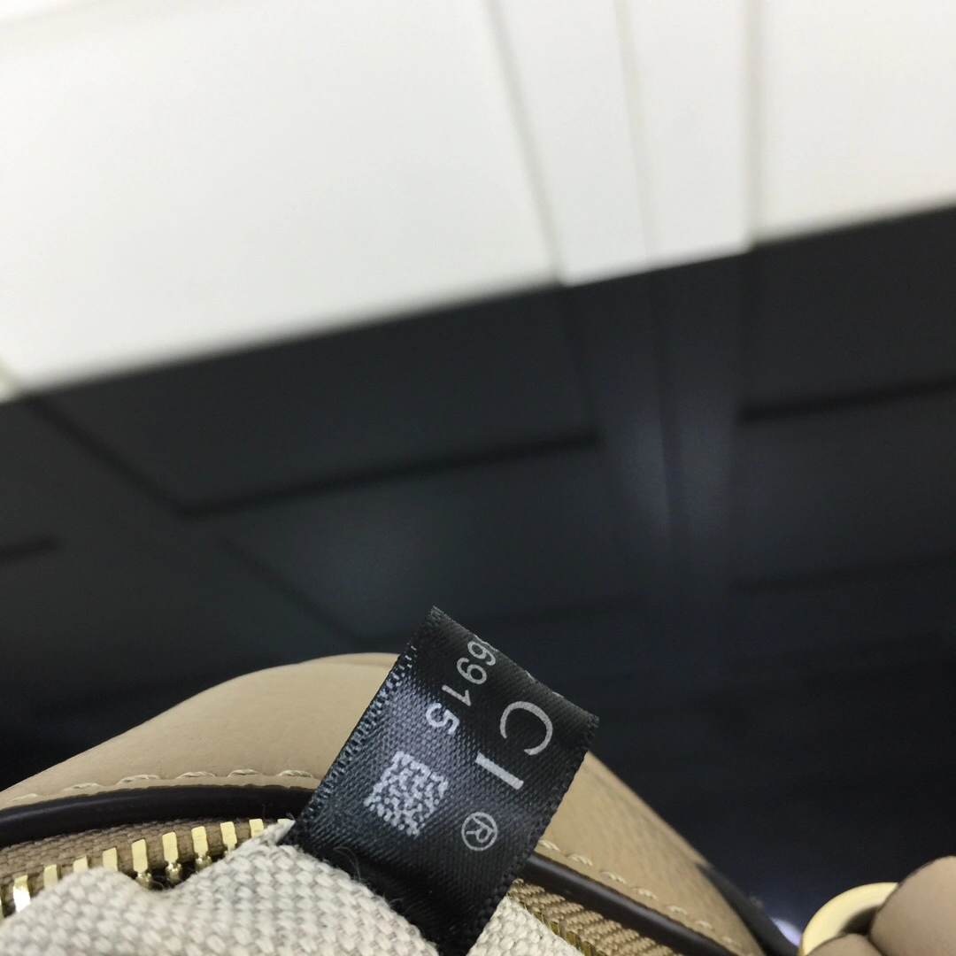 Brand-authenticated Gucci Satchel Bags