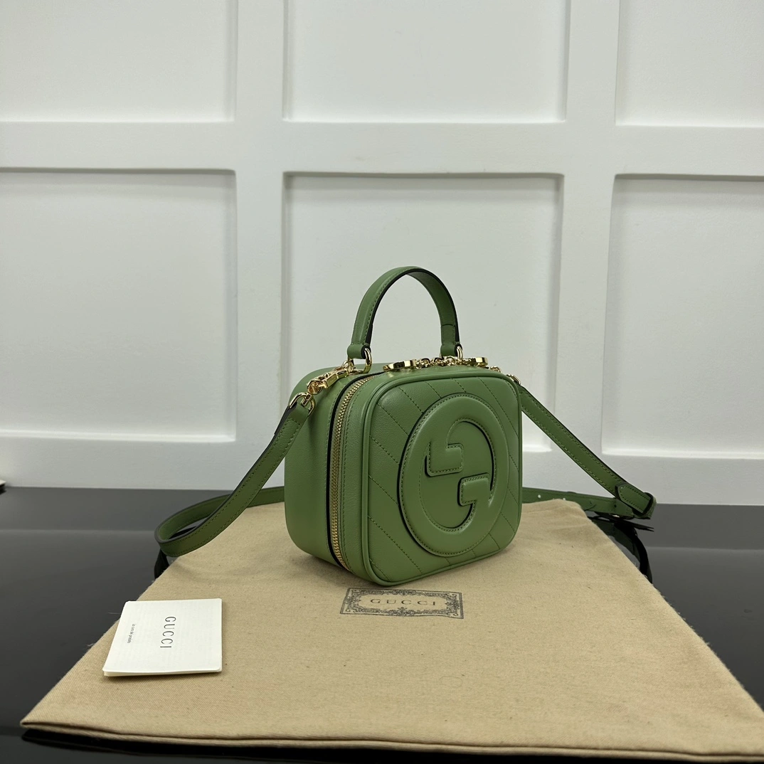 Top match Gucci Satchel Bags
