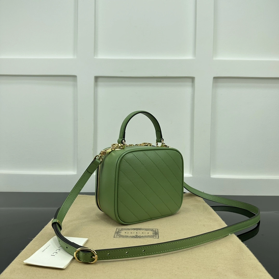 Top match Gucci Satchel Bags