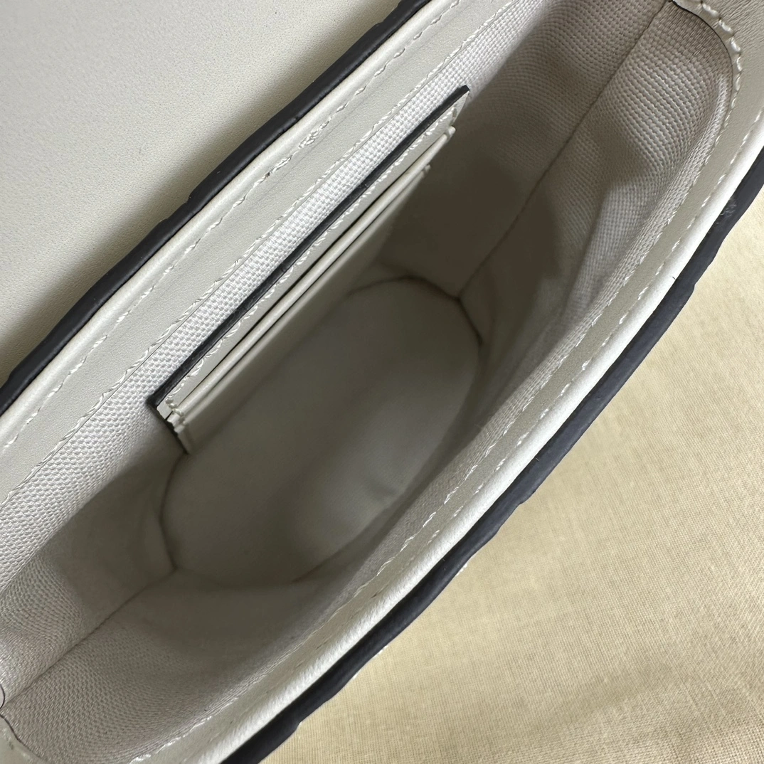 High accuracy Gucci Satchel Bags