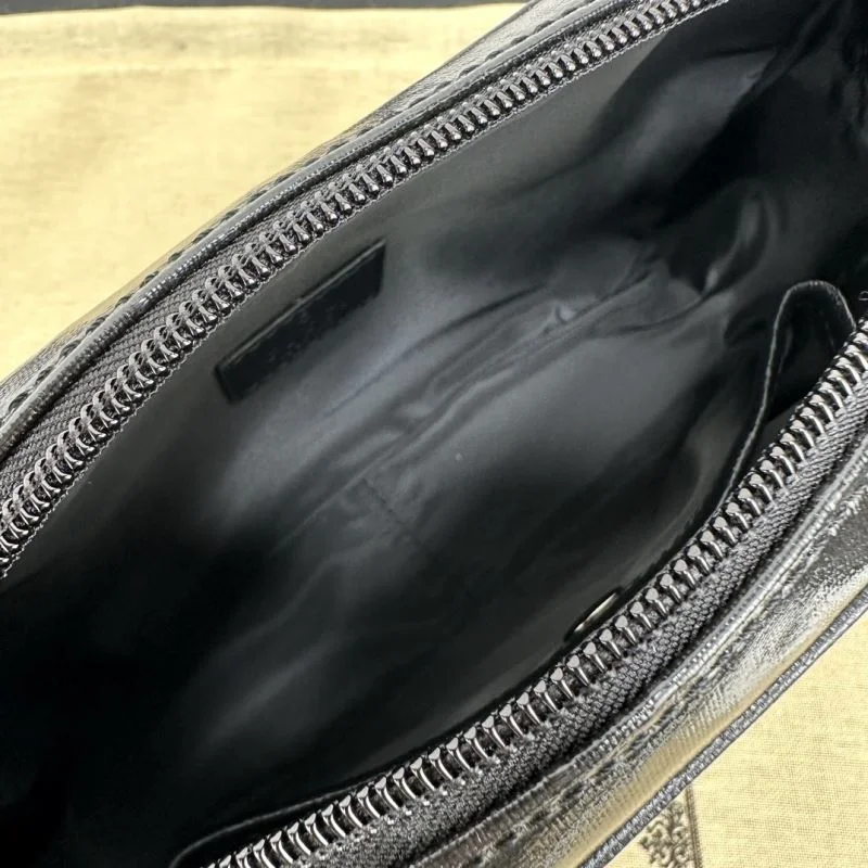 Brand-authenticated Gucci Satchel Bags