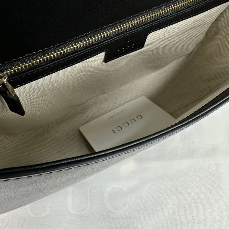 Accurate model Gucci Satchel Bags