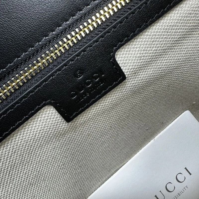 Accurate model Gucci Satchel Bags