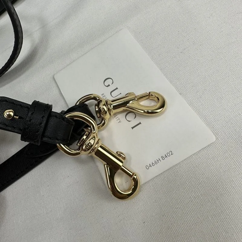 Accurate model Gucci Satchel Bags