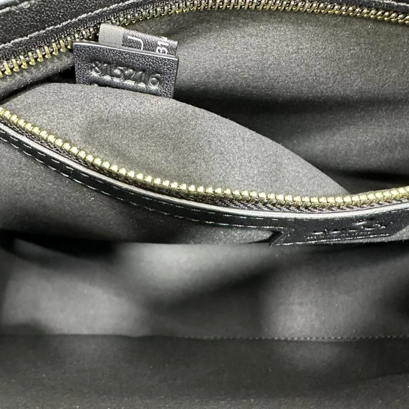 Indistinguishable Gucci Satchel Bags