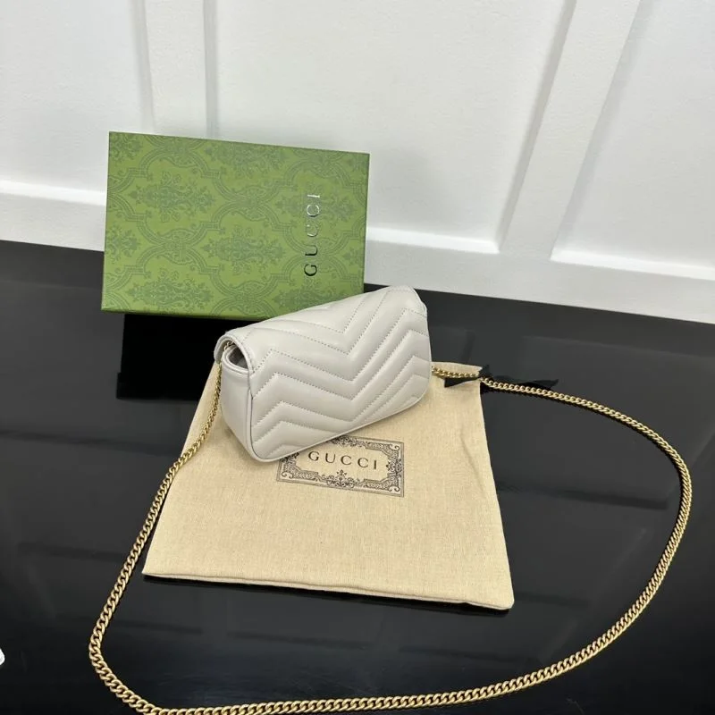 Accurate model Gucci Satchel Bags