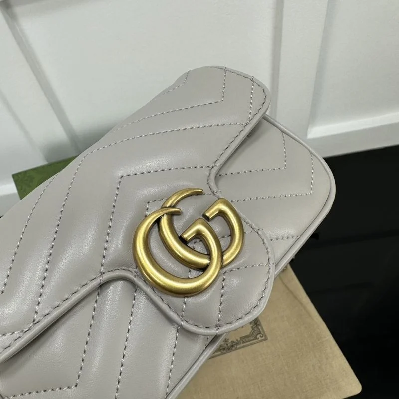 Accurate model Gucci Satchel Bags