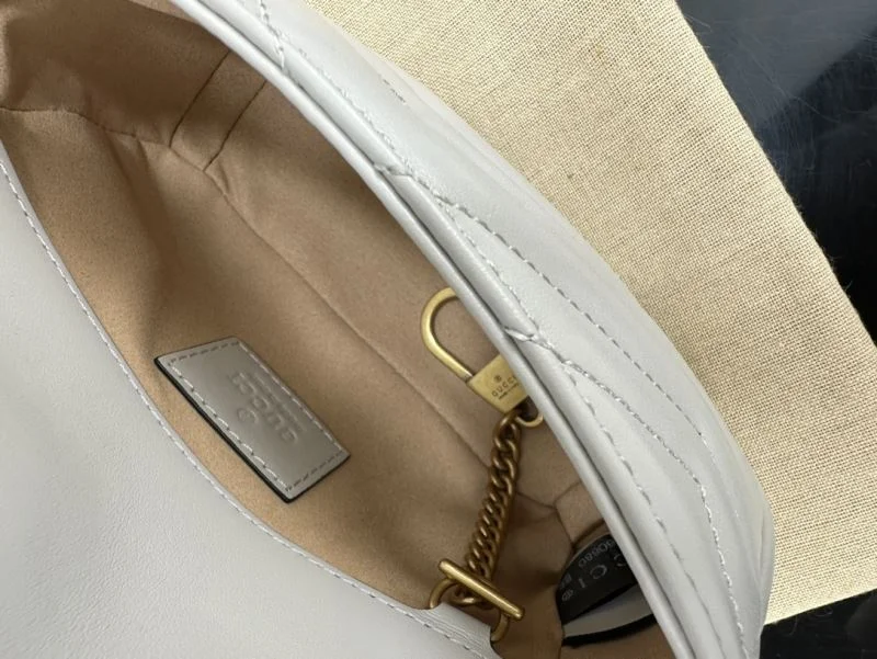 Accurate model Gucci Satchel Bags