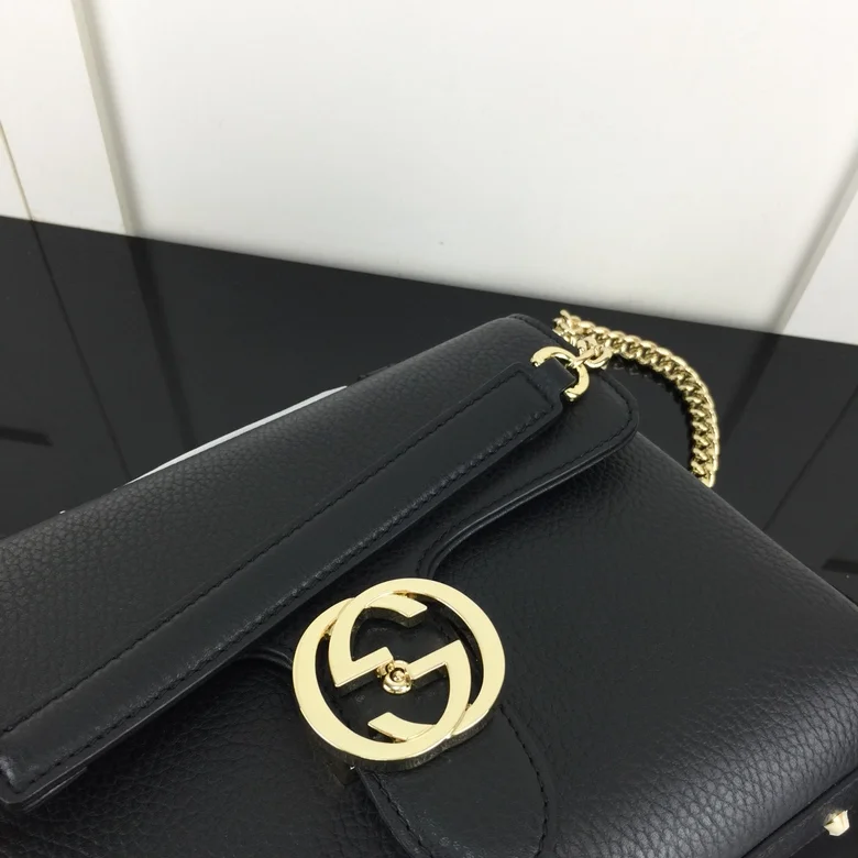 Accurate model Gucci Satchel Bags
