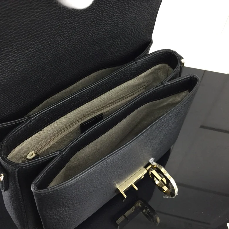 Accurate model Gucci Satchel Bags