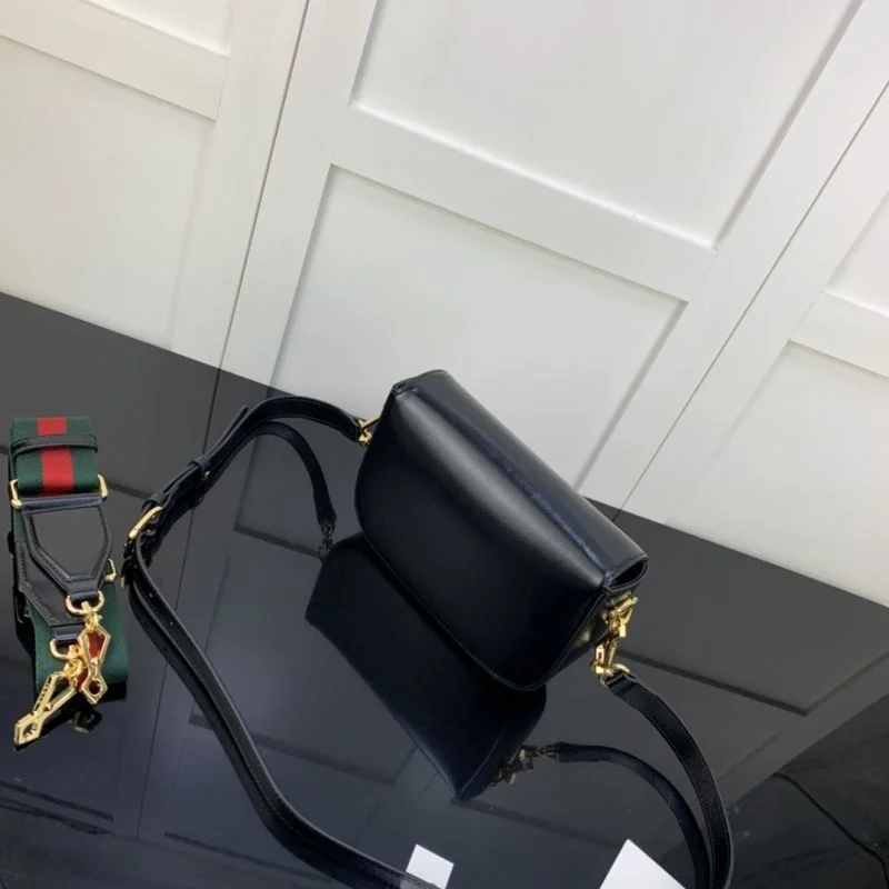 Accurate model Gucci Satchel Bags