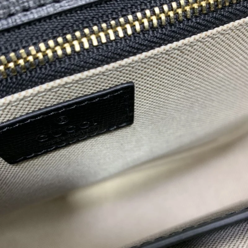 Accurate model Gucci Satchel Bags