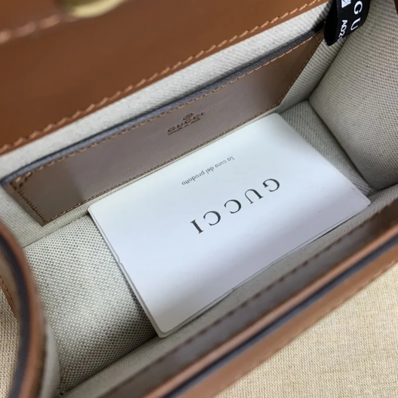 Accurate model Gucci Satchel Bags
