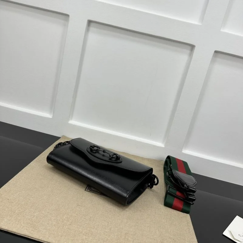 Accurate model Gucci Satchel Bags