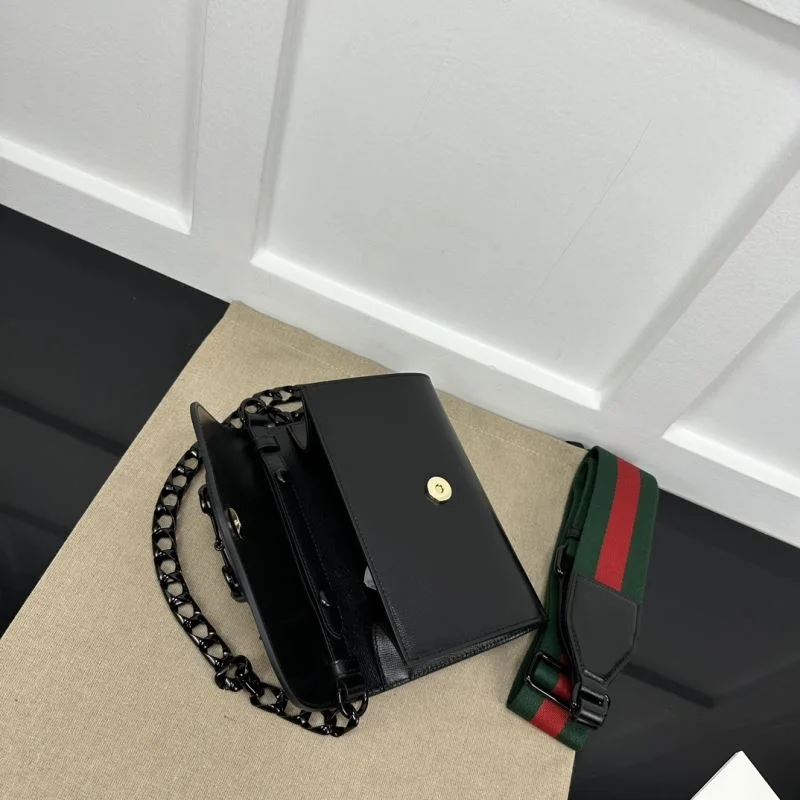 Accurate model Gucci Satchel Bags