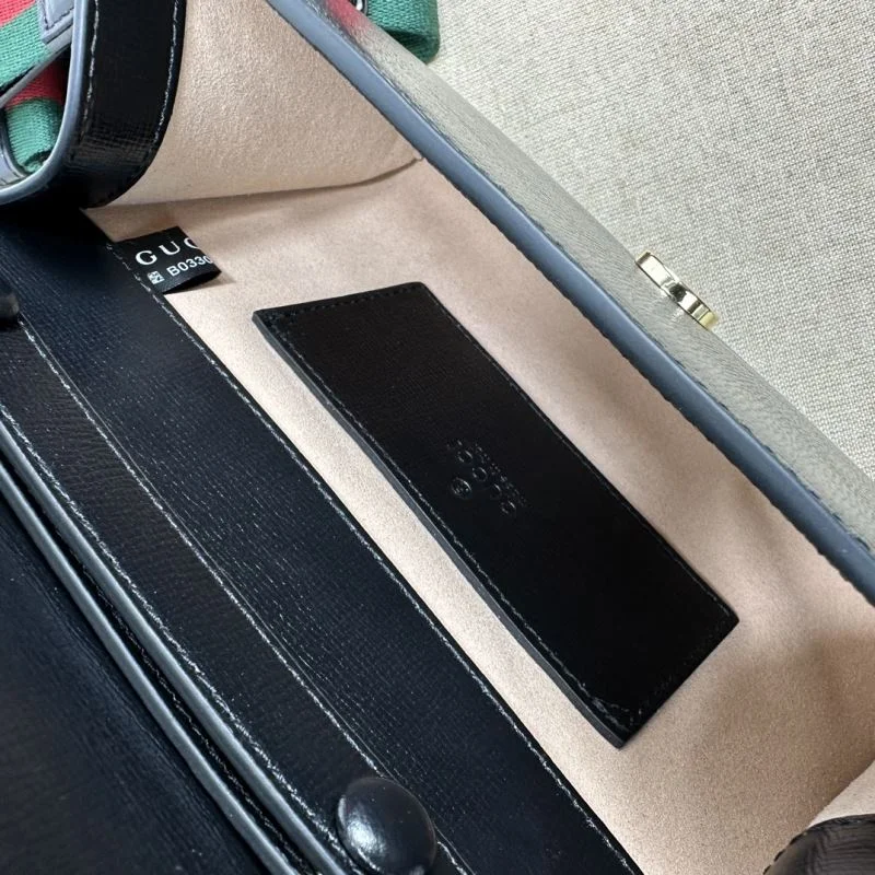 Accurate model Gucci Satchel Bags