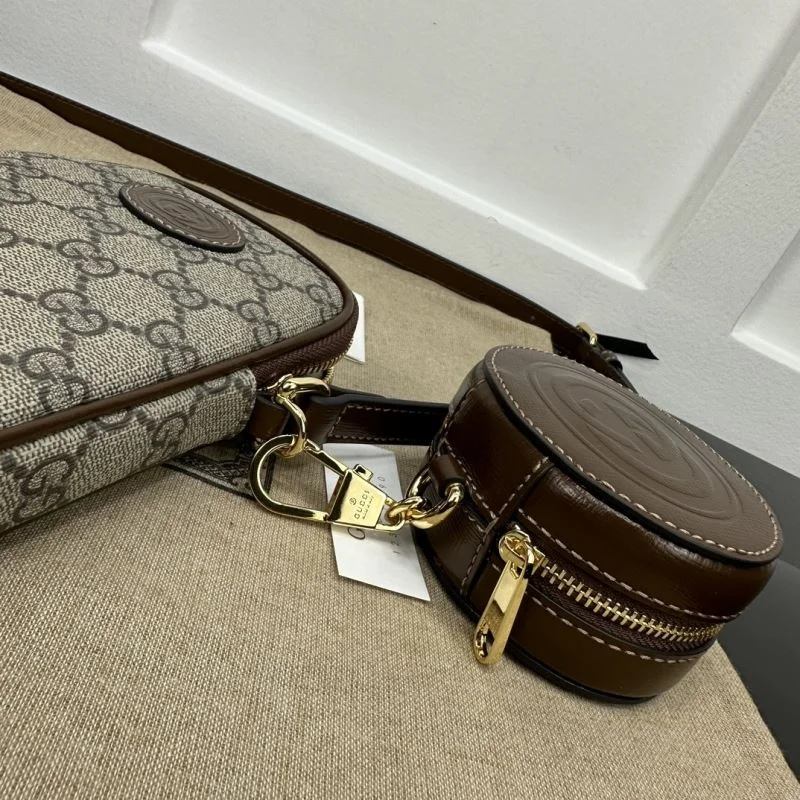 Accurate model Gucci Satchel Bags