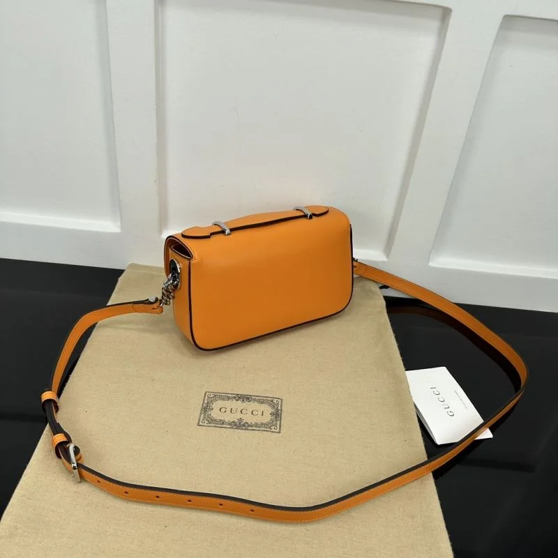Accurate model Gucci Satchel Bags