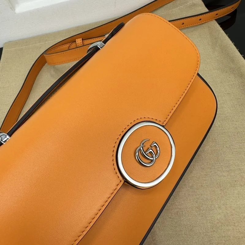 Accurate model Gucci Satchel Bags
