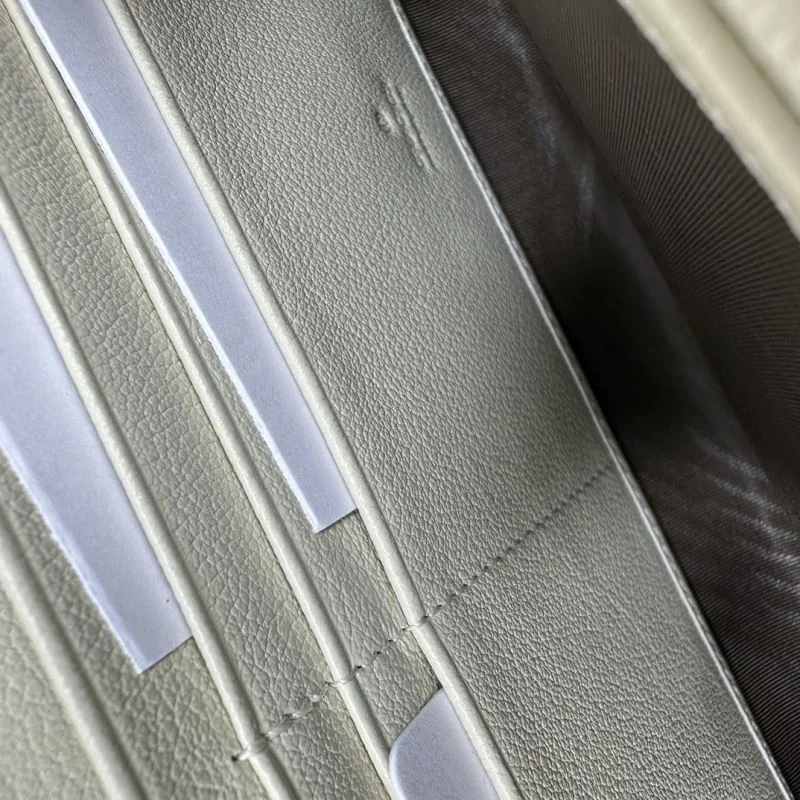 Authentic Gucci Satchel Bags