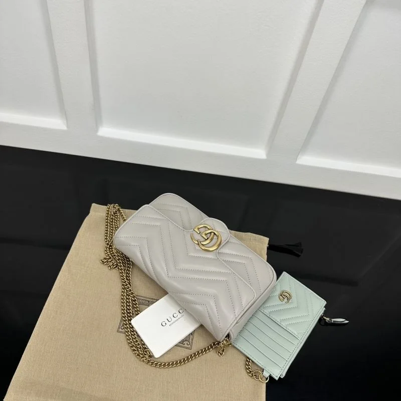 Accurate model Gucci Satchel Bags