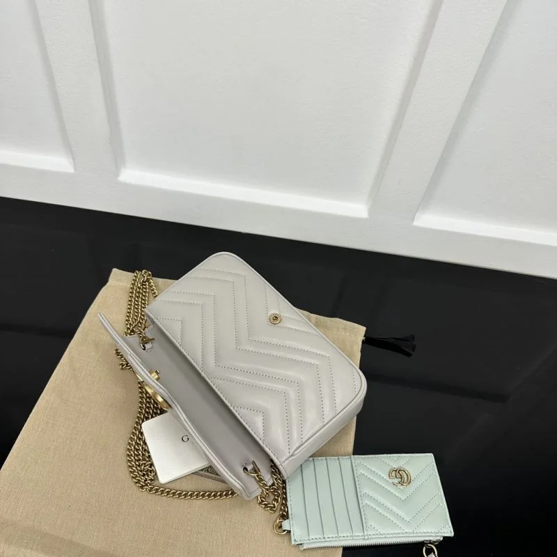 Accurate model Gucci Satchel Bags
