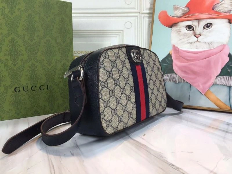 Accurate model Gucci Satchel Bags