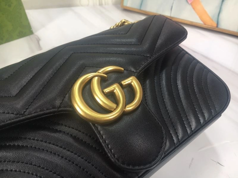 Accurate model Gucci Satchel Bags