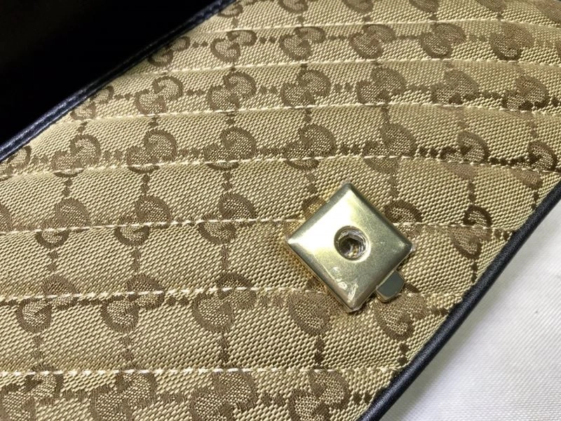 Accurate model Gucci Satchel Bags