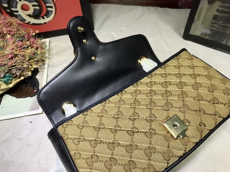 Accurate model Gucci Satchel Bags