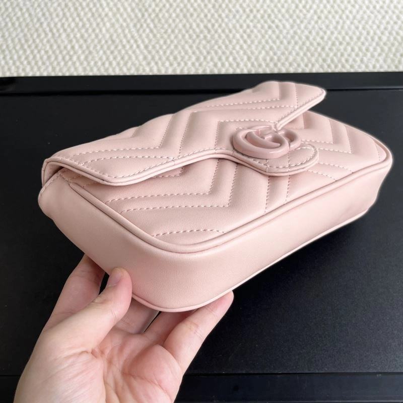 Accurate model Gucci Satchel Bags