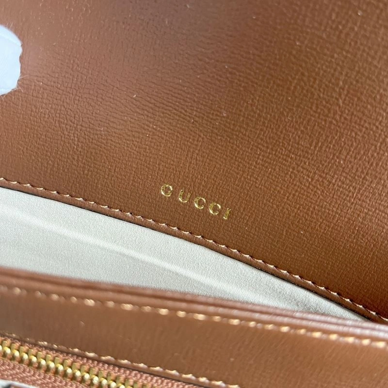 Accurate model Gucci Satchel Bags