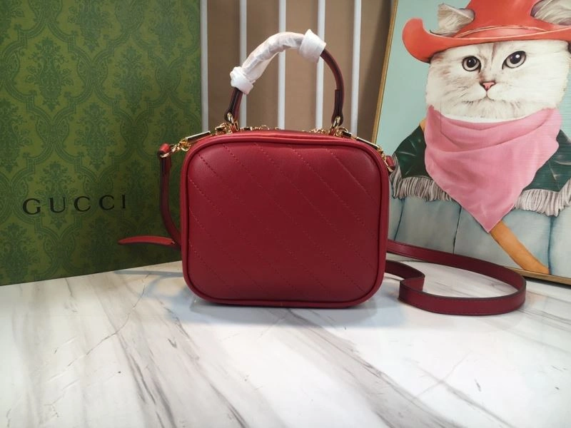 Accurate model Gucci Satchel Bags