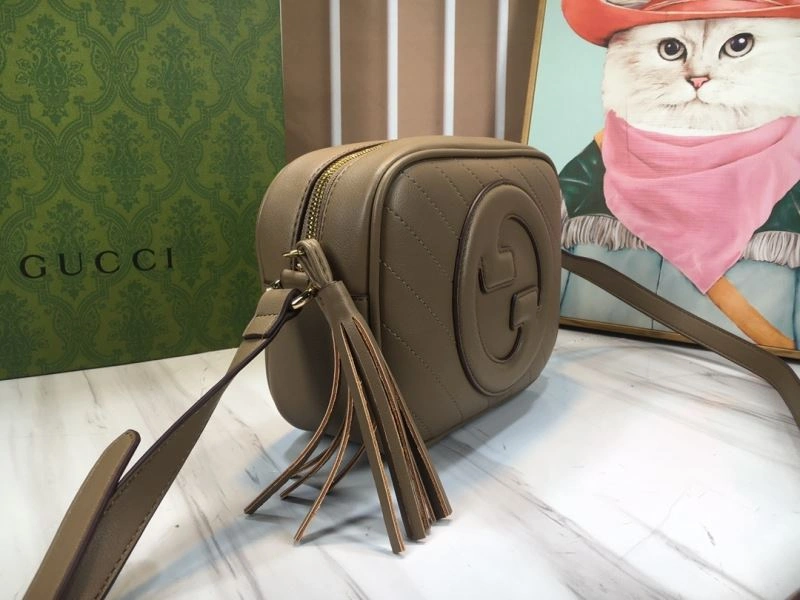 Accurate model Gucci Satchel Bags
