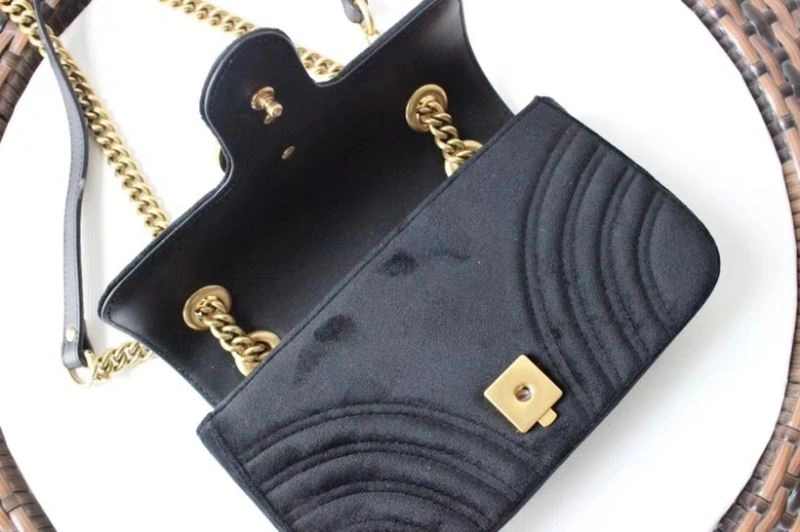 Brand-authenticated Gucci Satchel Bags