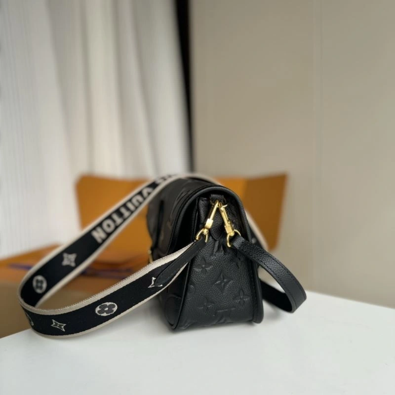 Indistinguishable Gucci Satchel Bags