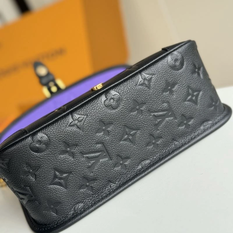 Indistinguishable Gucci Satchel Bags