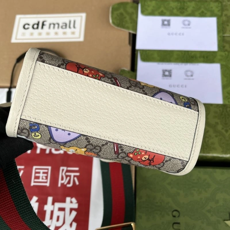 Top mirror Gucci Satchel Bags