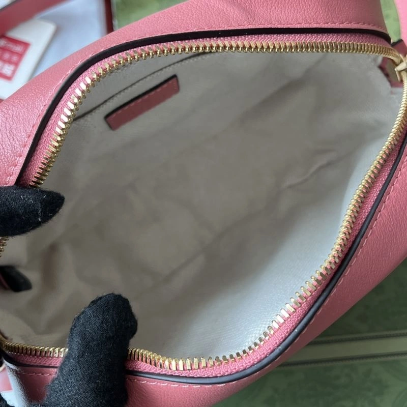 Accurate model Gucci Satchel Bags