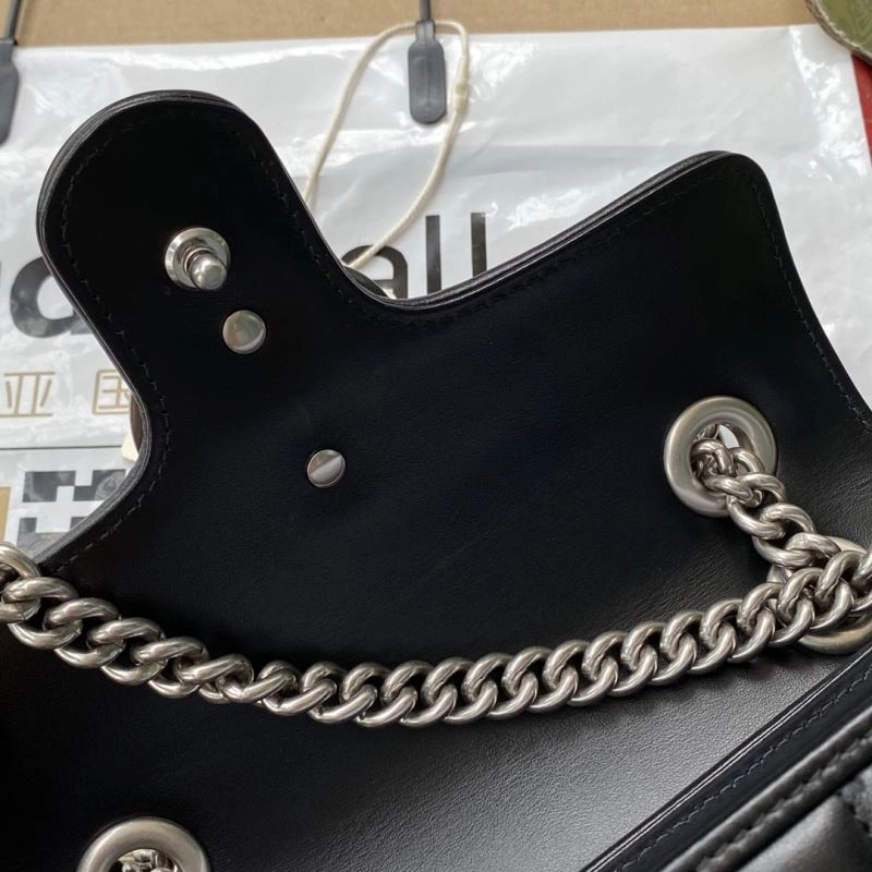 Accurate model Gucci Satchel Bags