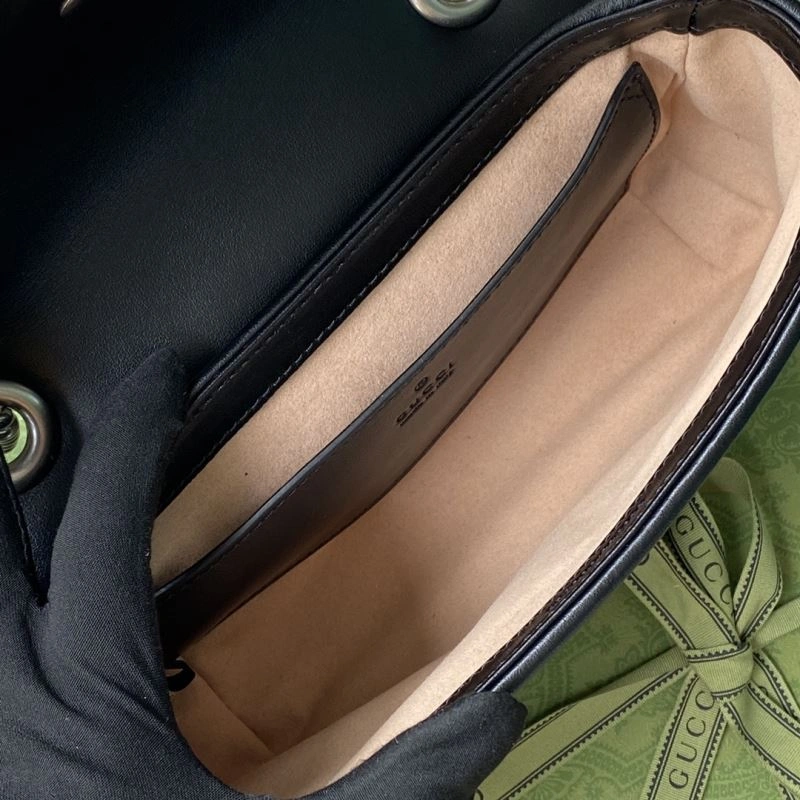 Accurate model Gucci Satchel Bags