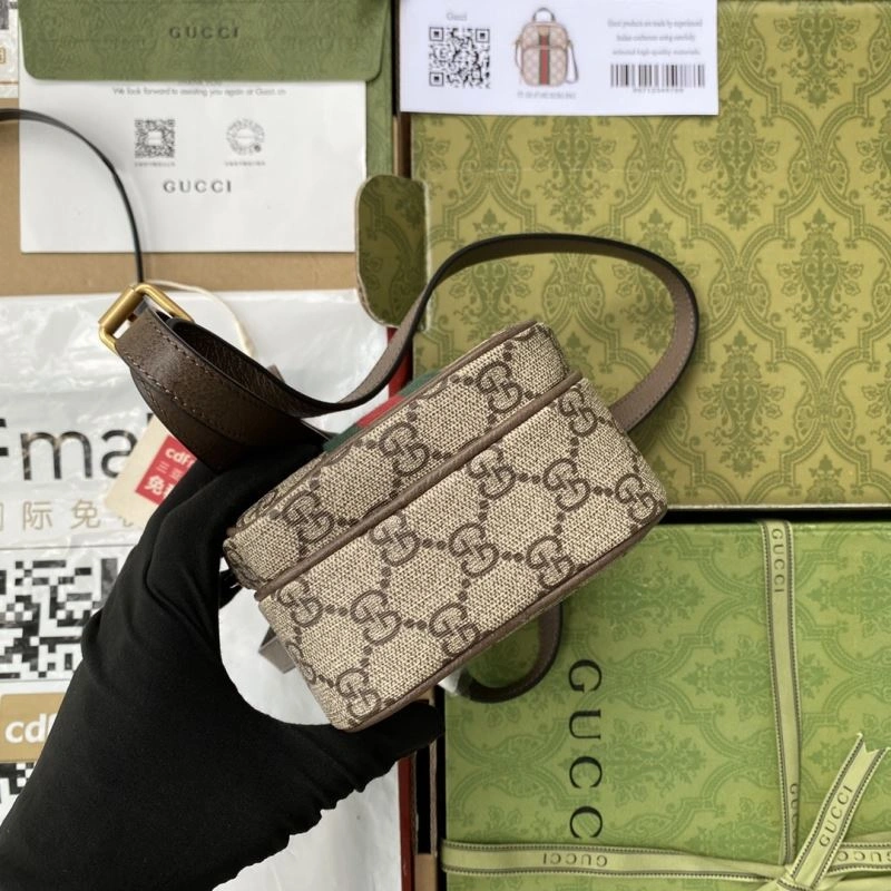 Accurate model Gucci Satchel Bags