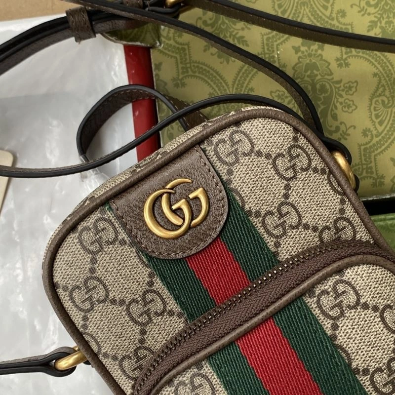 Accurate model Gucci Satchel Bags