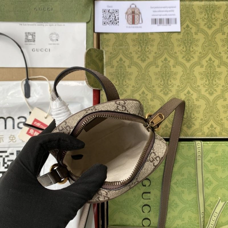 Accurate model Gucci Satchel Bags