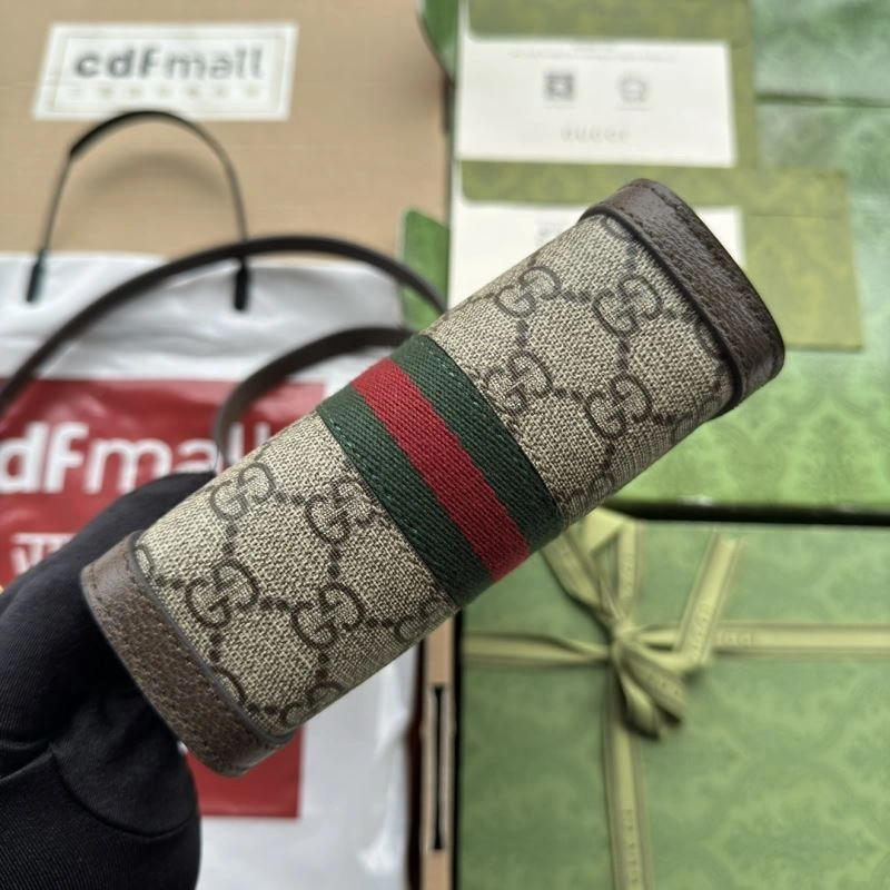 Accurate model Gucci Satchel Bags