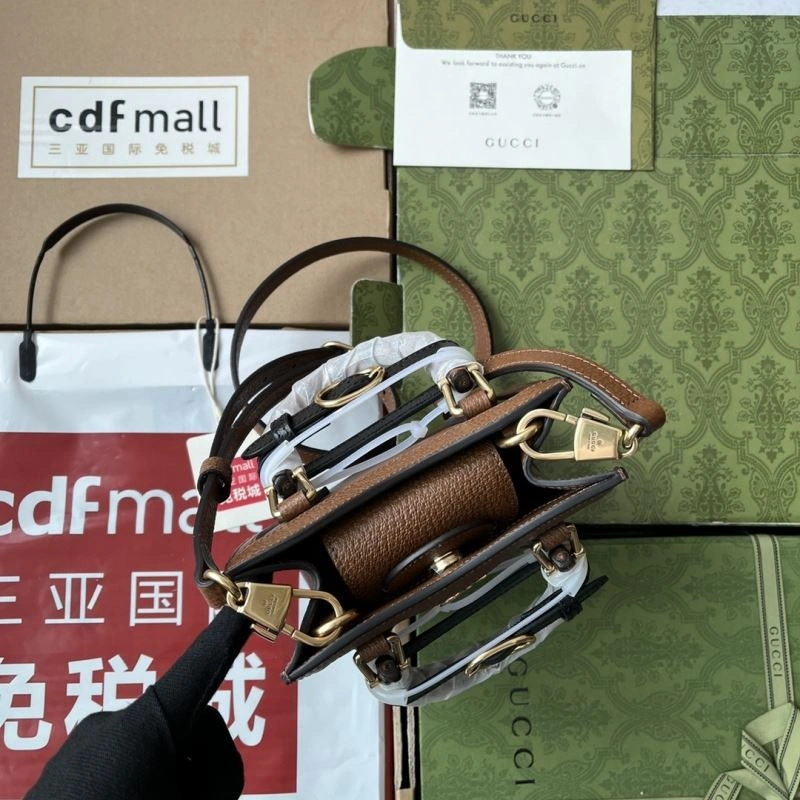 Top mirror Gucci Satchel Bags