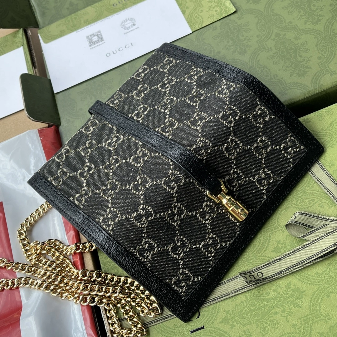 Reasonably priced Gucci Satchel Bags